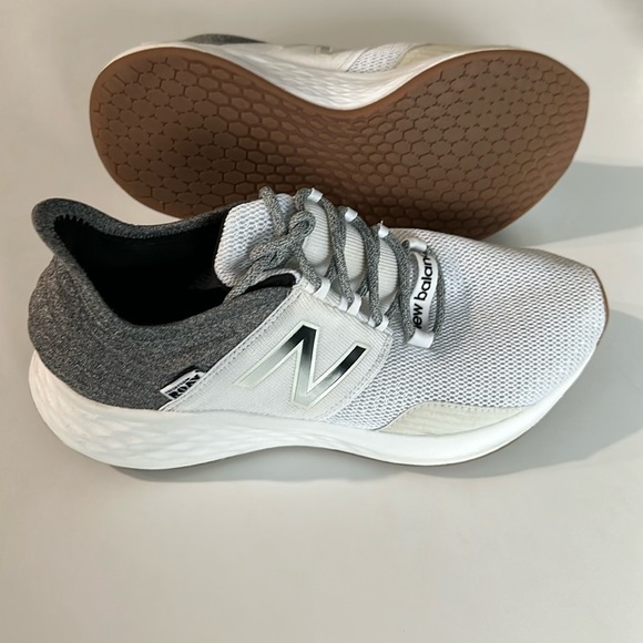 New Balance | Shoes | New Balance White And Gray Athletic Shoes | Poshmark
